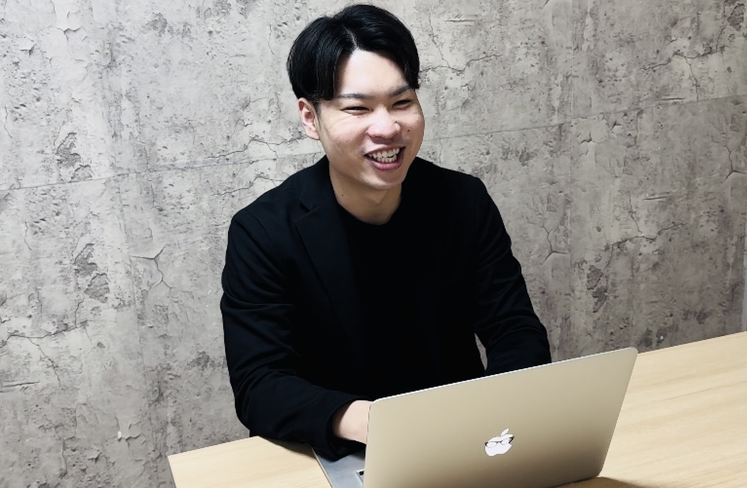 自社サイトでの問い合わせが「0件」から「10件以上」に増加し、質の高いリードを定常的に獲得できています。 | b-pos（ビーポス）